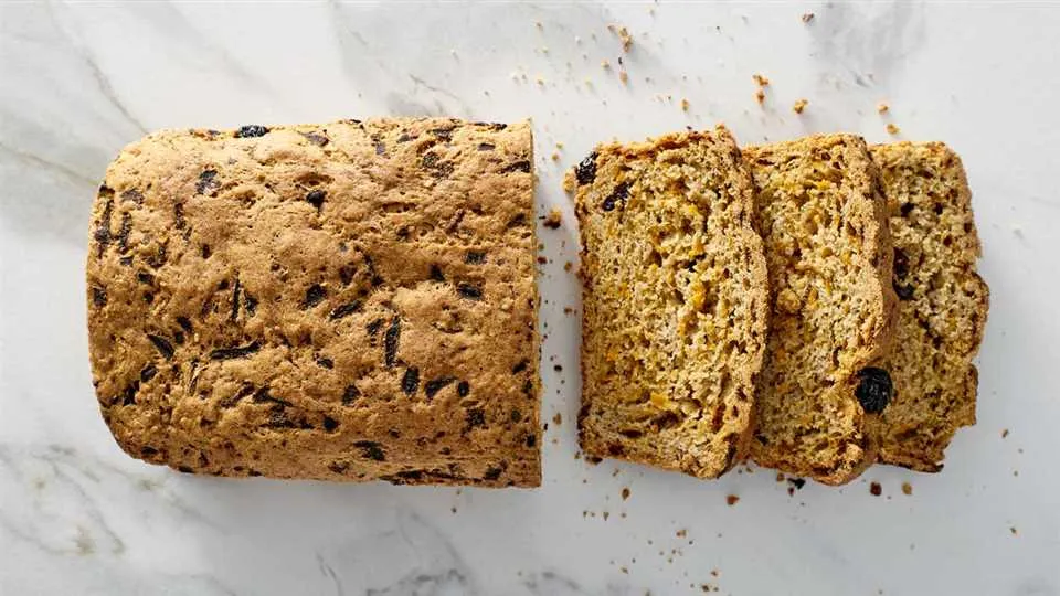 Śniadaniowy chlebek marchewkowy - przepis • Kuchnia Lidla